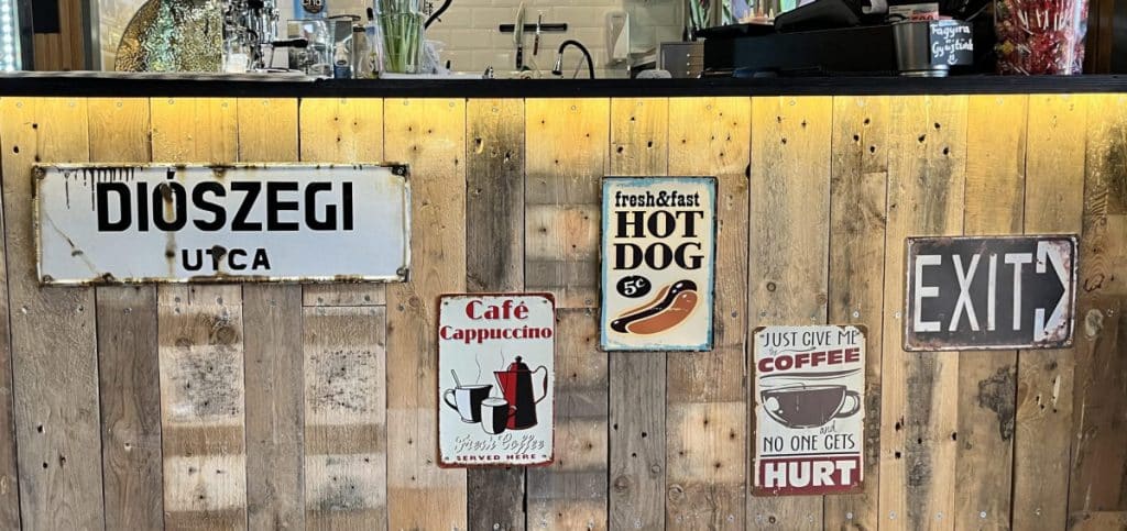 italok és ételek - Black Sheep